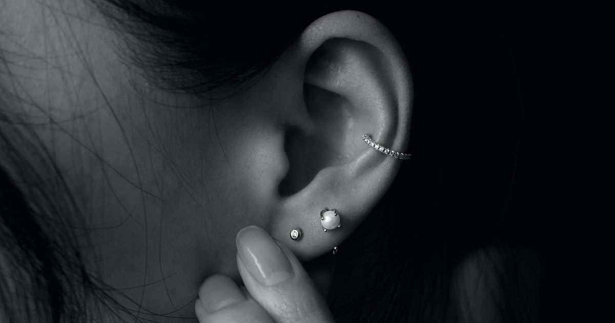 6 popularnih ušnih pirsinga sa benefitima akupunkture - Harper's BAZAAR ...