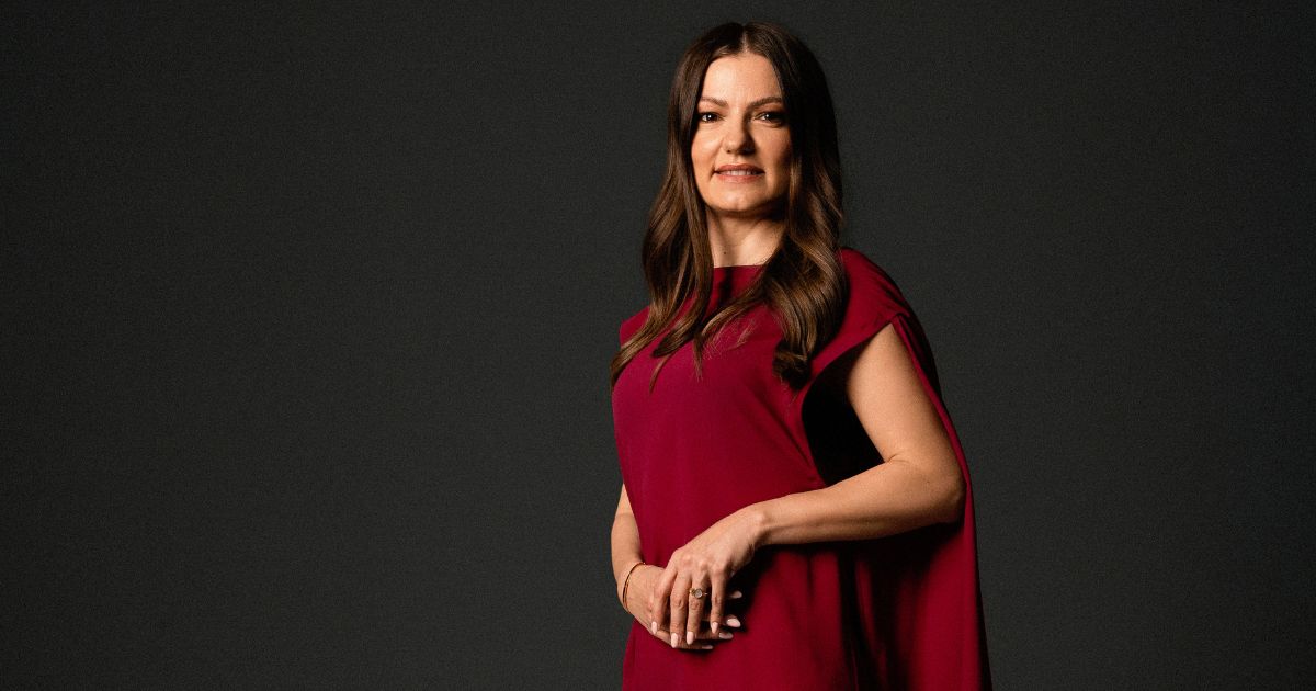 Harper's BAZAAR Voices: Suzana Berić otkriva mogu li emocije da se ...