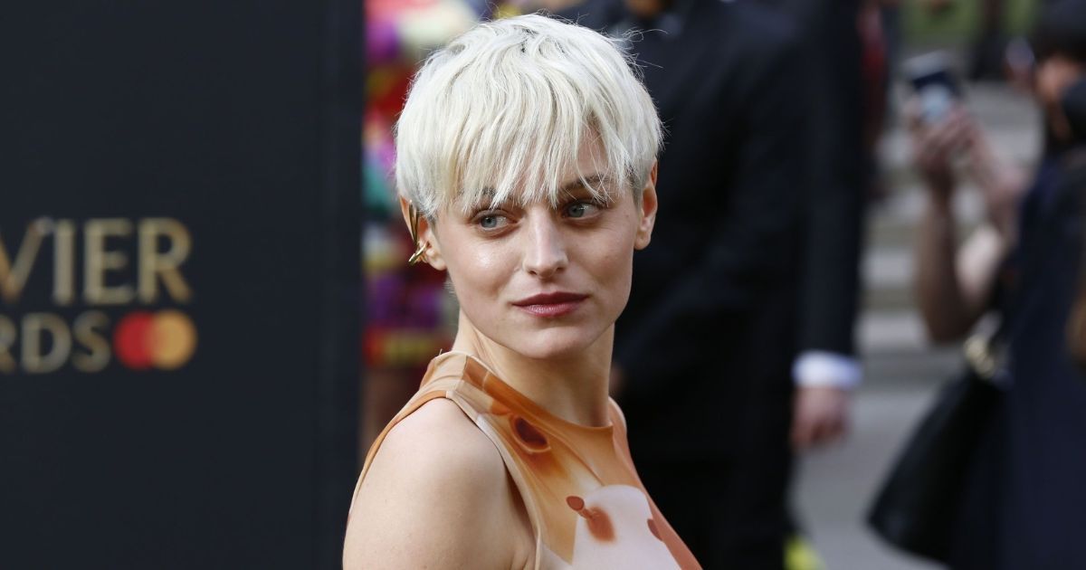 Ko je Emma Corrin: 5 stvari koje treba da znate o engleskoj zvezdi u ...