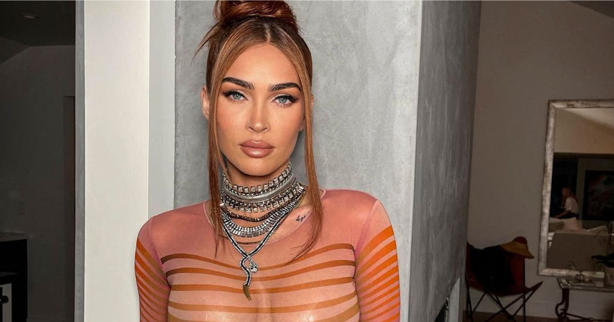 Megan Fox objavila knjigu poezije o razočarenju u muškarce - Harper's ... Megan Fox objavila knjigu poezije o razočarenju u muškarce - Harper's ...