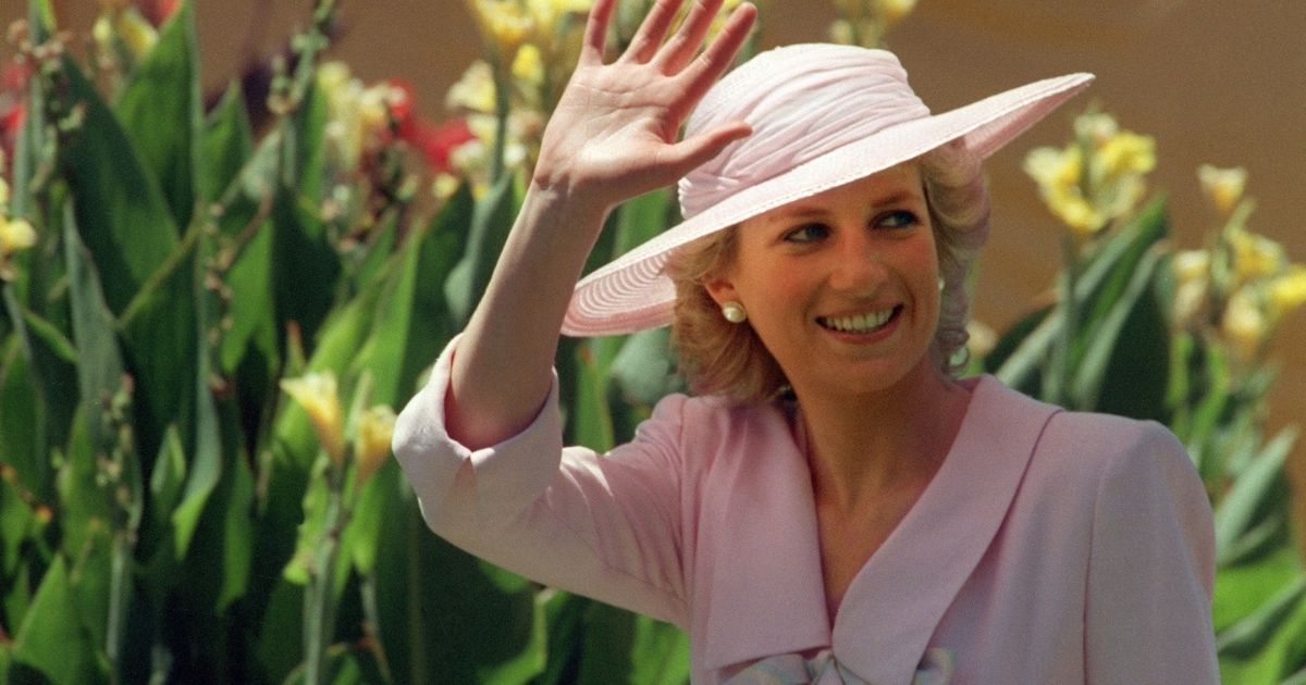 Premijerno: Pogledajte prve slike princeze Diane sa sinovima u petoj ...